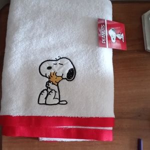 Peanuts | Bath | Snoopy Charlie Brown Peanuts Vintage Bath Towel | Poshmark